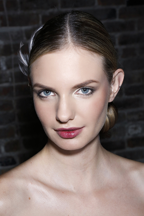 Everything You Need To Know About Doing Your Own Wedding Makeup 